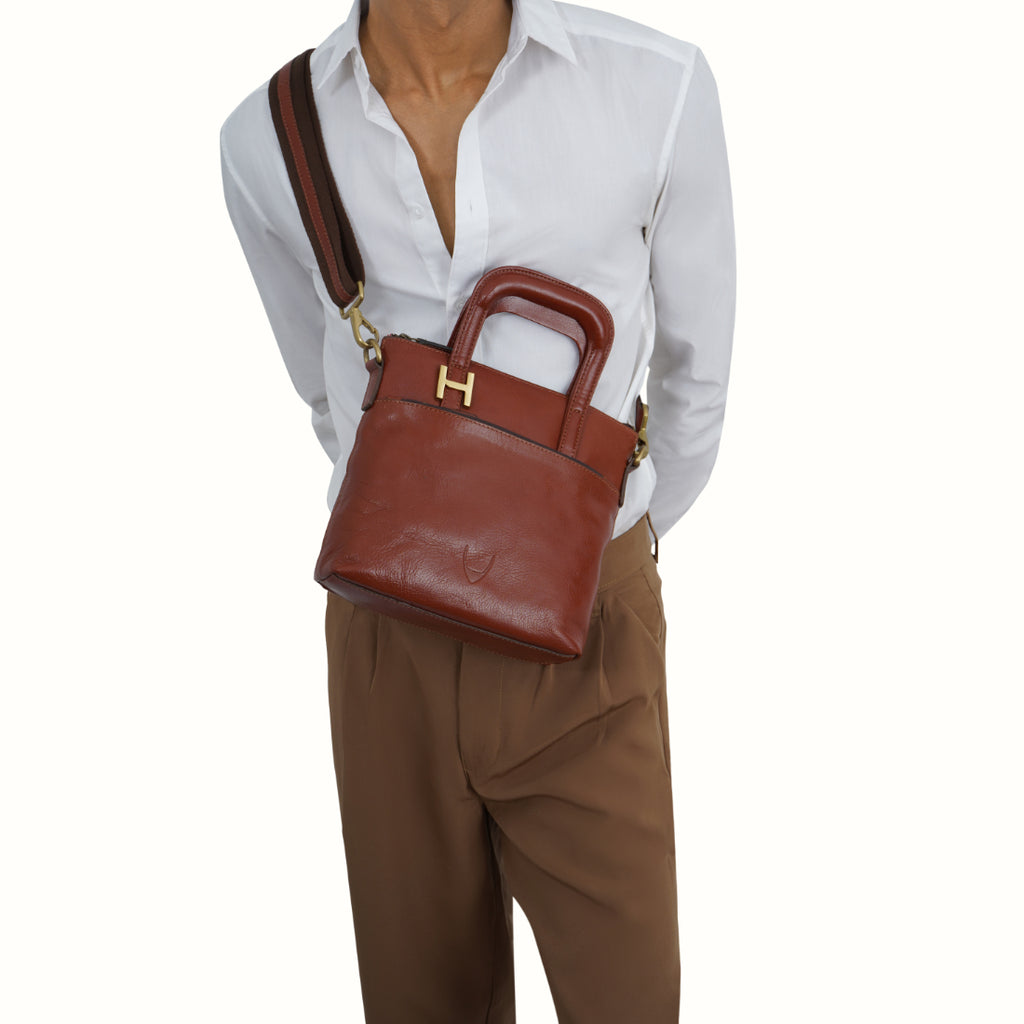 Buy Tan Evolution 01 Crossbody Online - Hidesign