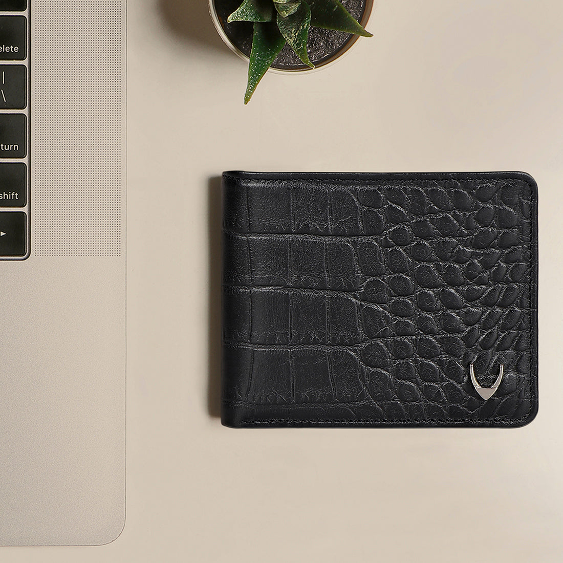 Buy Black Libya Sb Bi-Fold Wallet Online - Hidesign